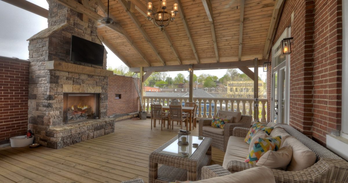 Southern Comfort Cabin Downtown Blue Ridge Rentals | Blue Ridge, GA